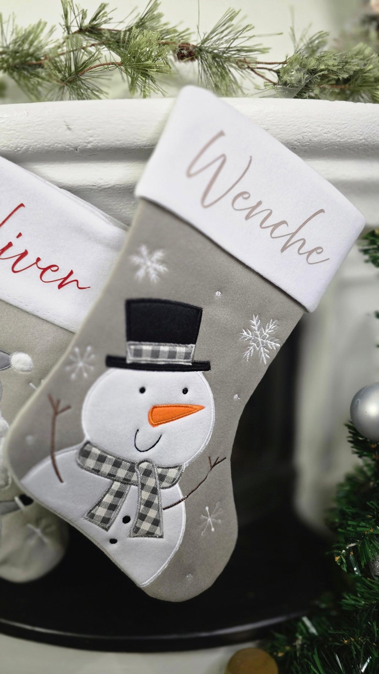 Julestrømpe med navn - Snømann – Midaro